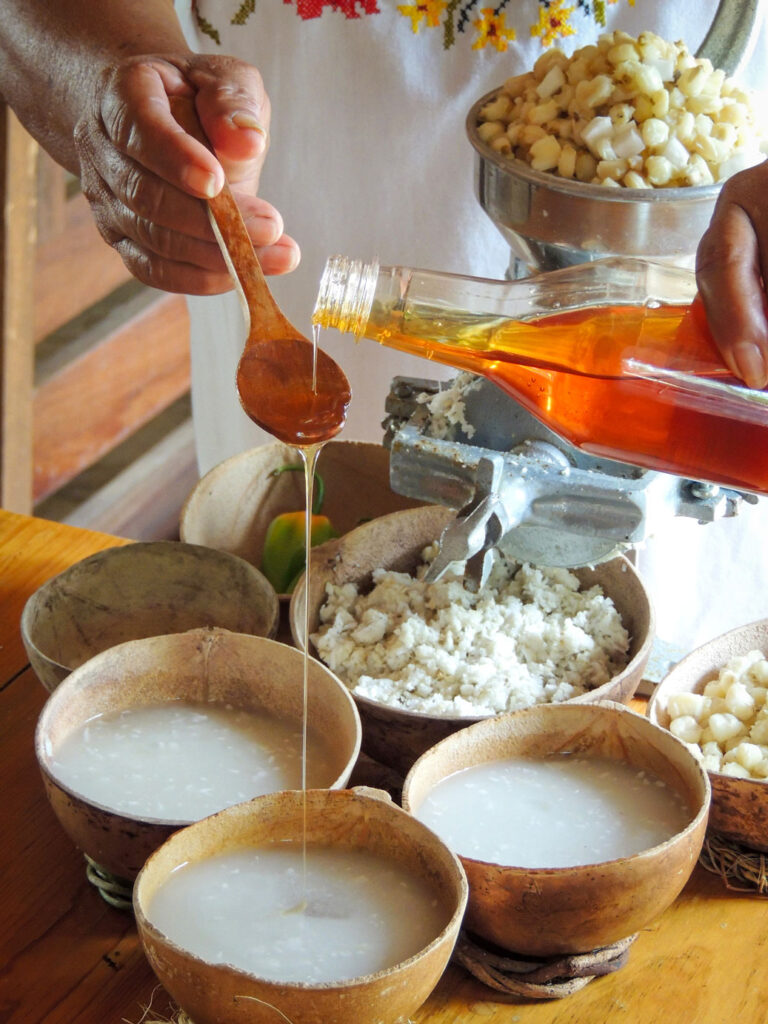 ¿El pozol o pozole? El verdadero nombre de la bebida maya | El tiempo ...